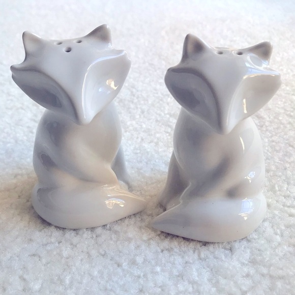 Kitchen | Like New White Fox Ceramic Salt And Pepper Shakers | Poshmark
